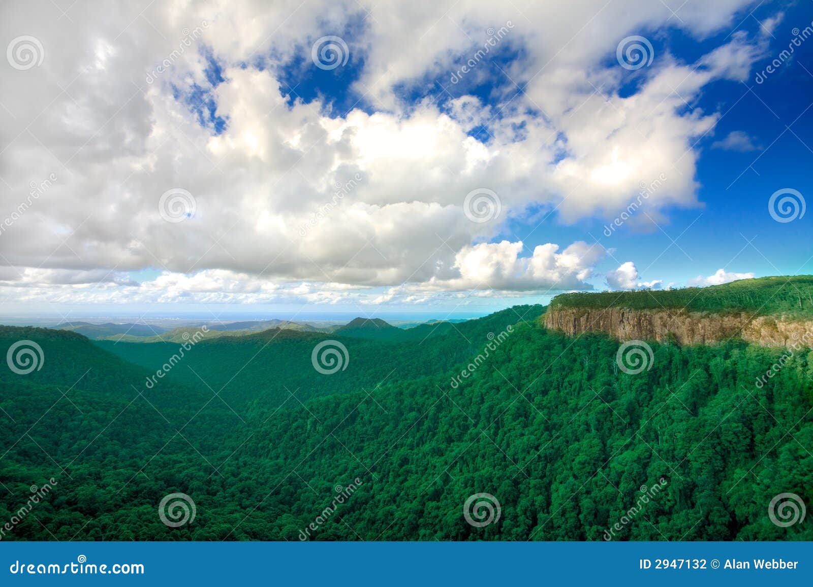 Green Valley stock photo. Image of horizon, cloud, land - 2947132