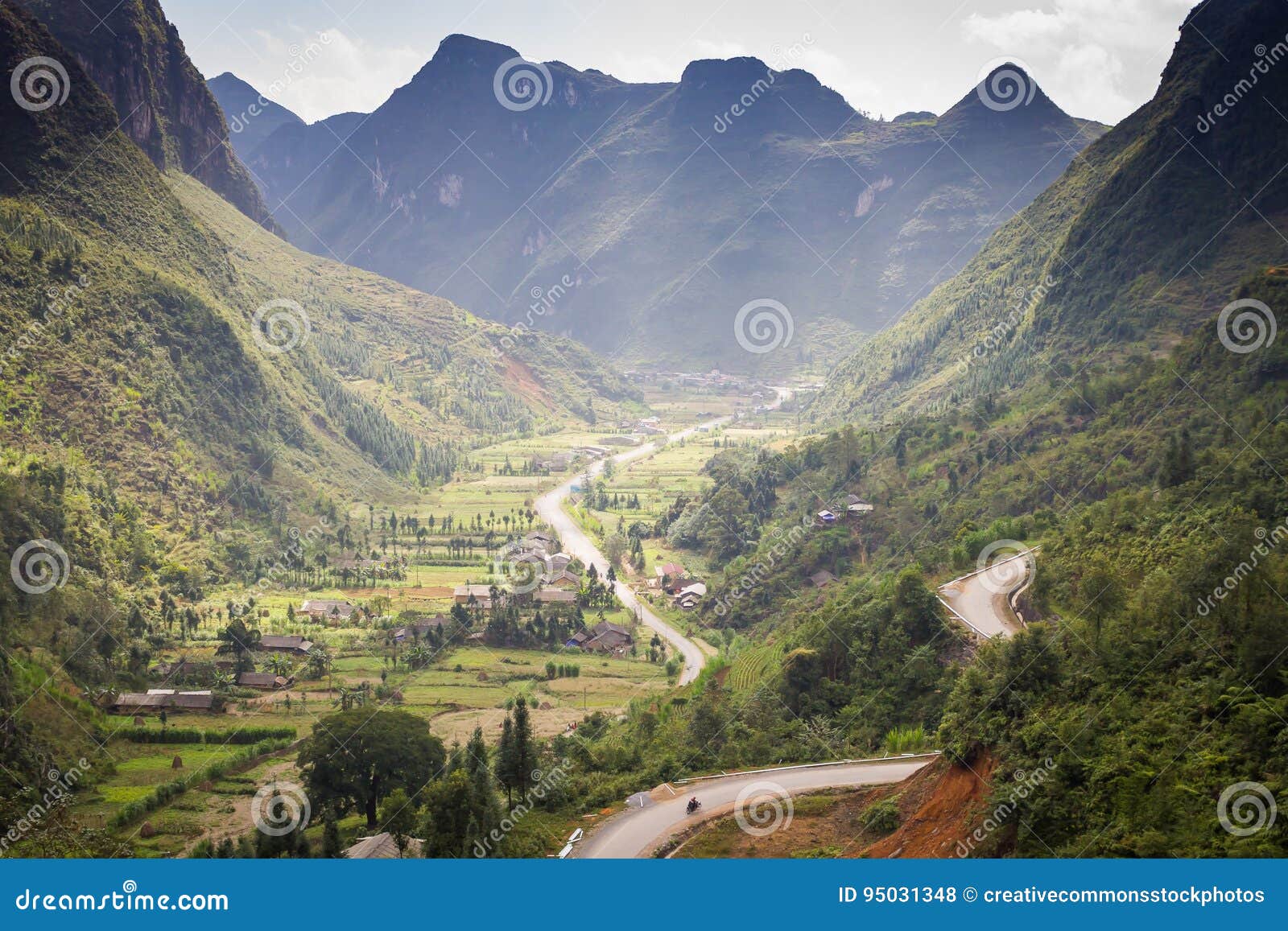 Green Valley Picture. Image: 95031348