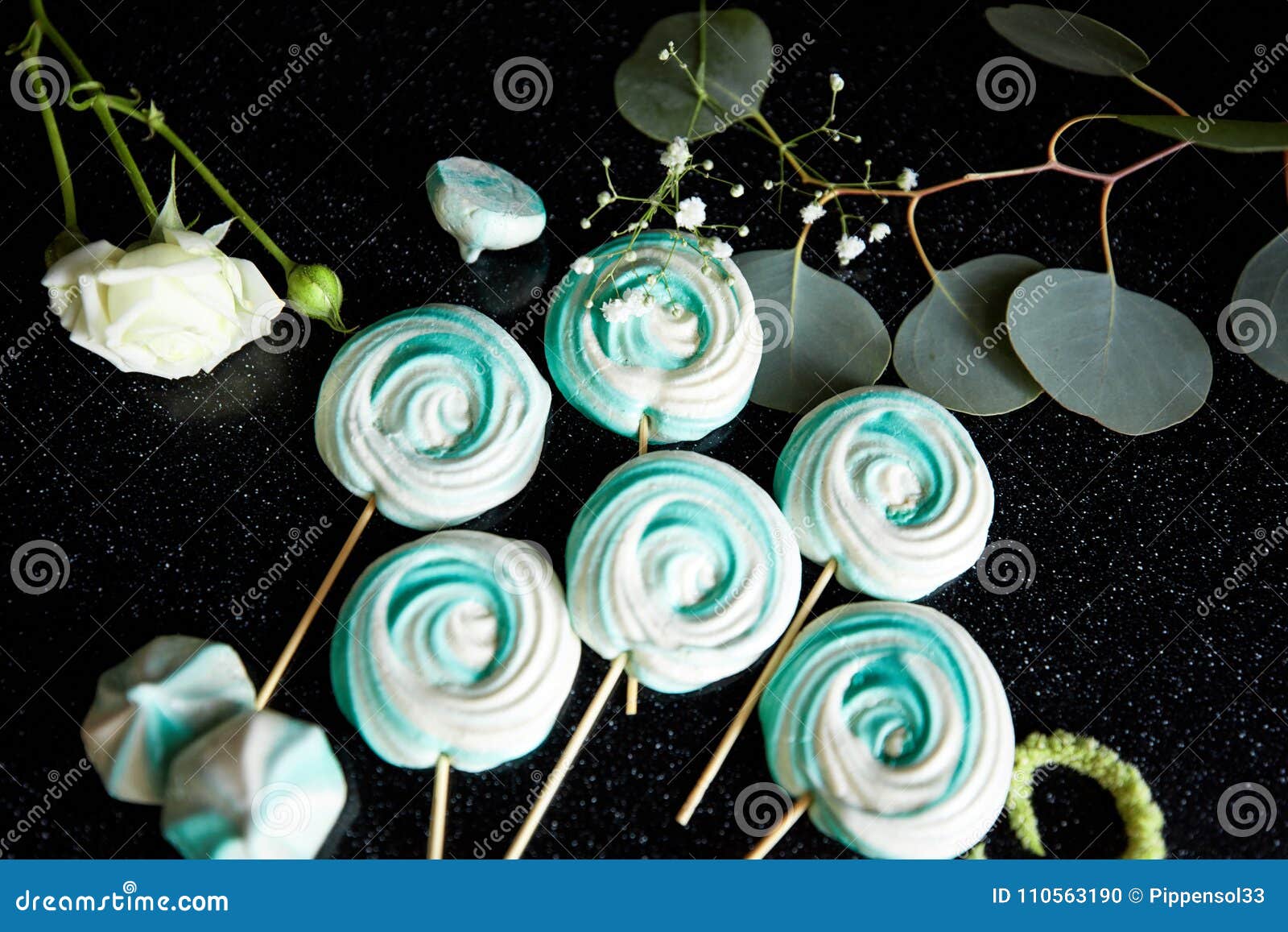 Green Mint Color Spiral Swirl Background Stock Images - Download 34 ...