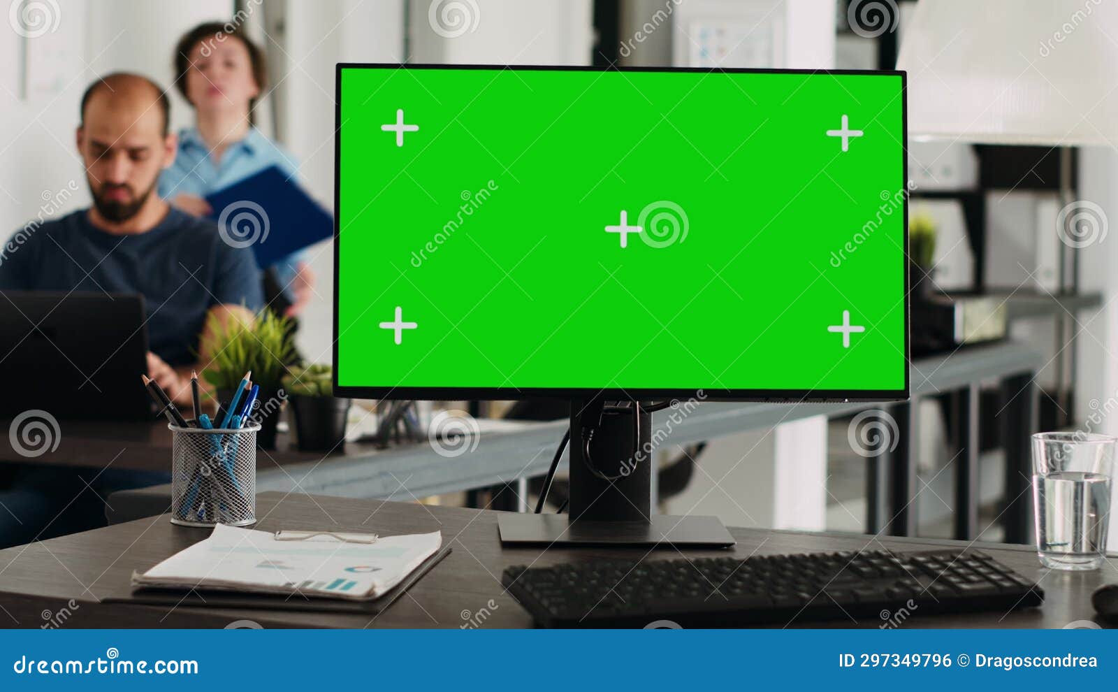 Greenscreen on Computer Desktop Stock Footage - Video of greenscreen ...
