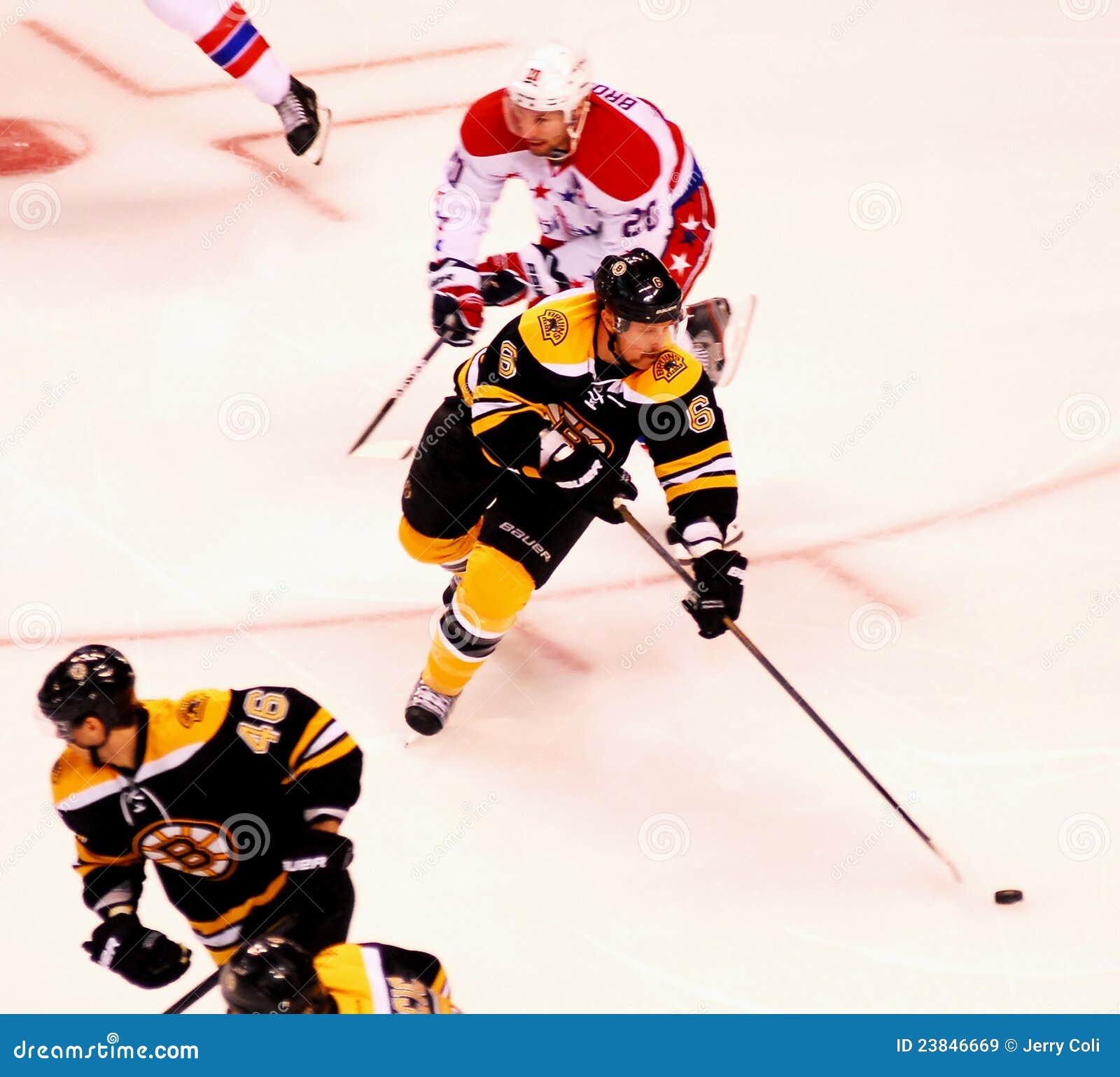 Greg Zanon Boston Bruins editorial stock image. Image of bench - 23846669
