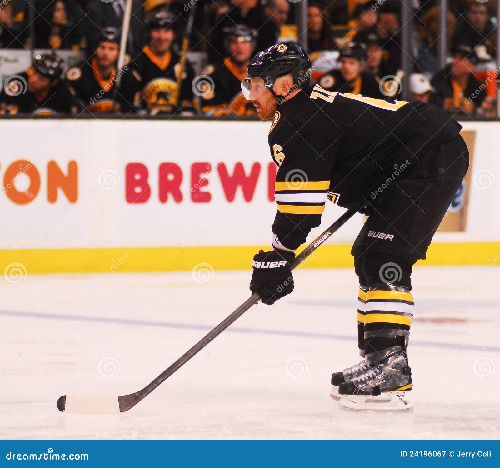 Greg Zanon Boston Bruins editorial photography. Image of stick - 24196067