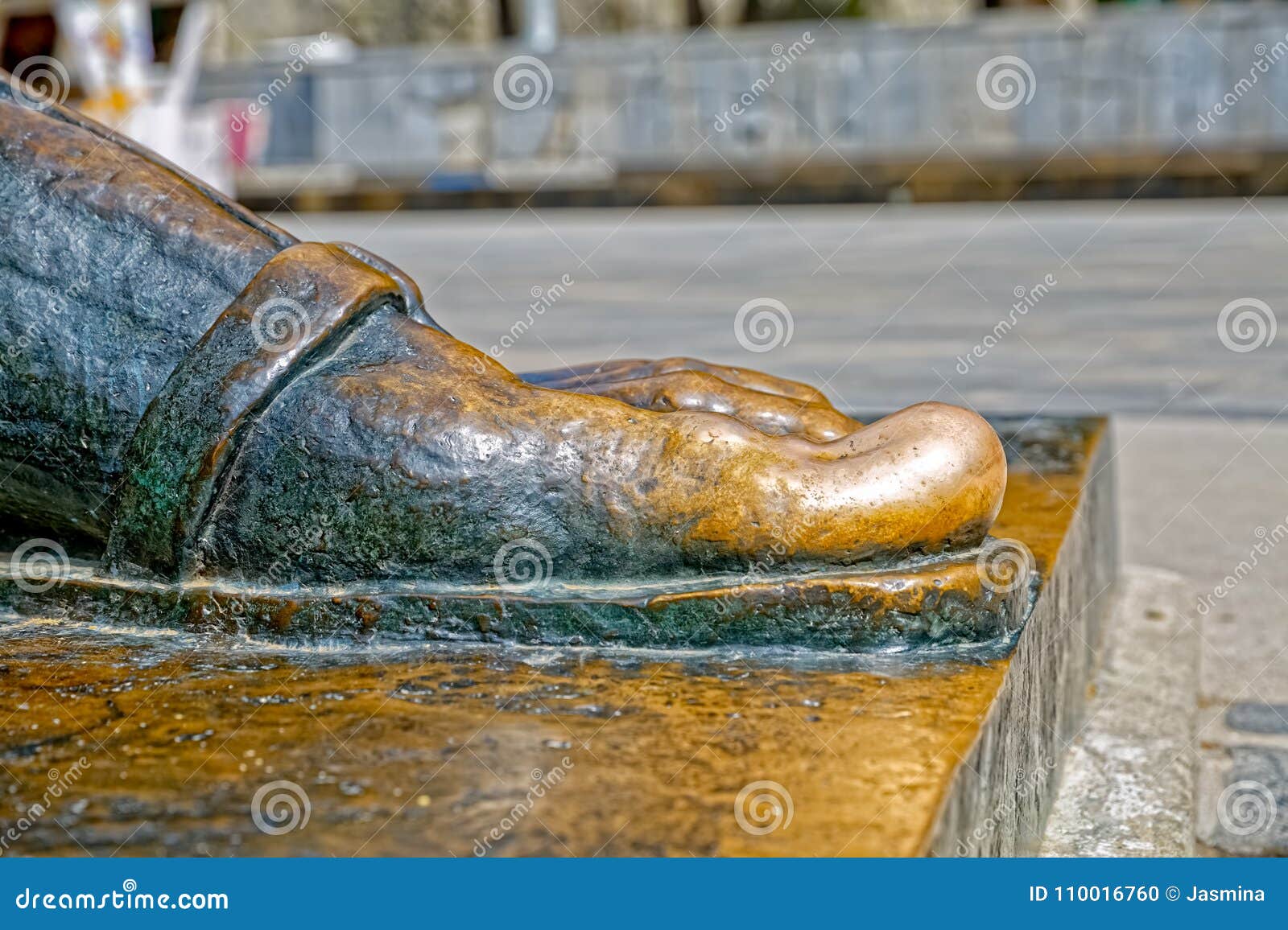 Gregory Del Dedo Del Pie De Nin Imagen editorial - Imagen de ...