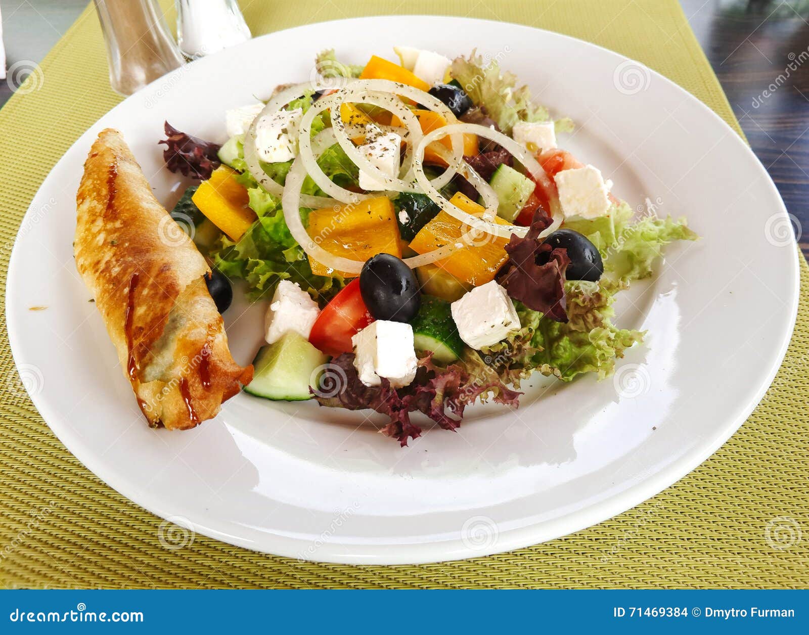 Grekisk sallad arkivfoto. Bild av sallad, vegetarisk - 71469384