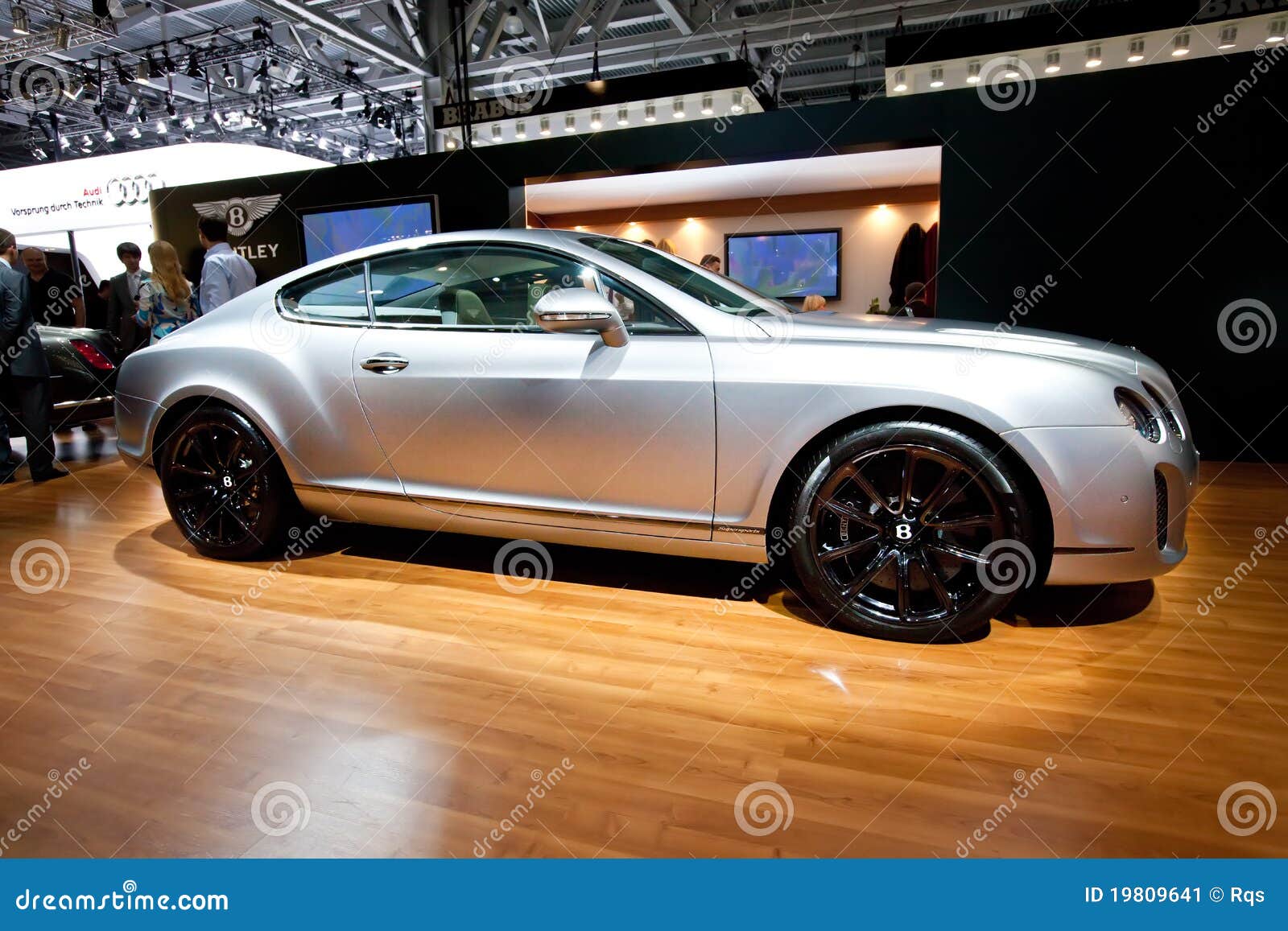 Grey Car Bentley Continental Editorial Photo - Image of bumper, lamp ...