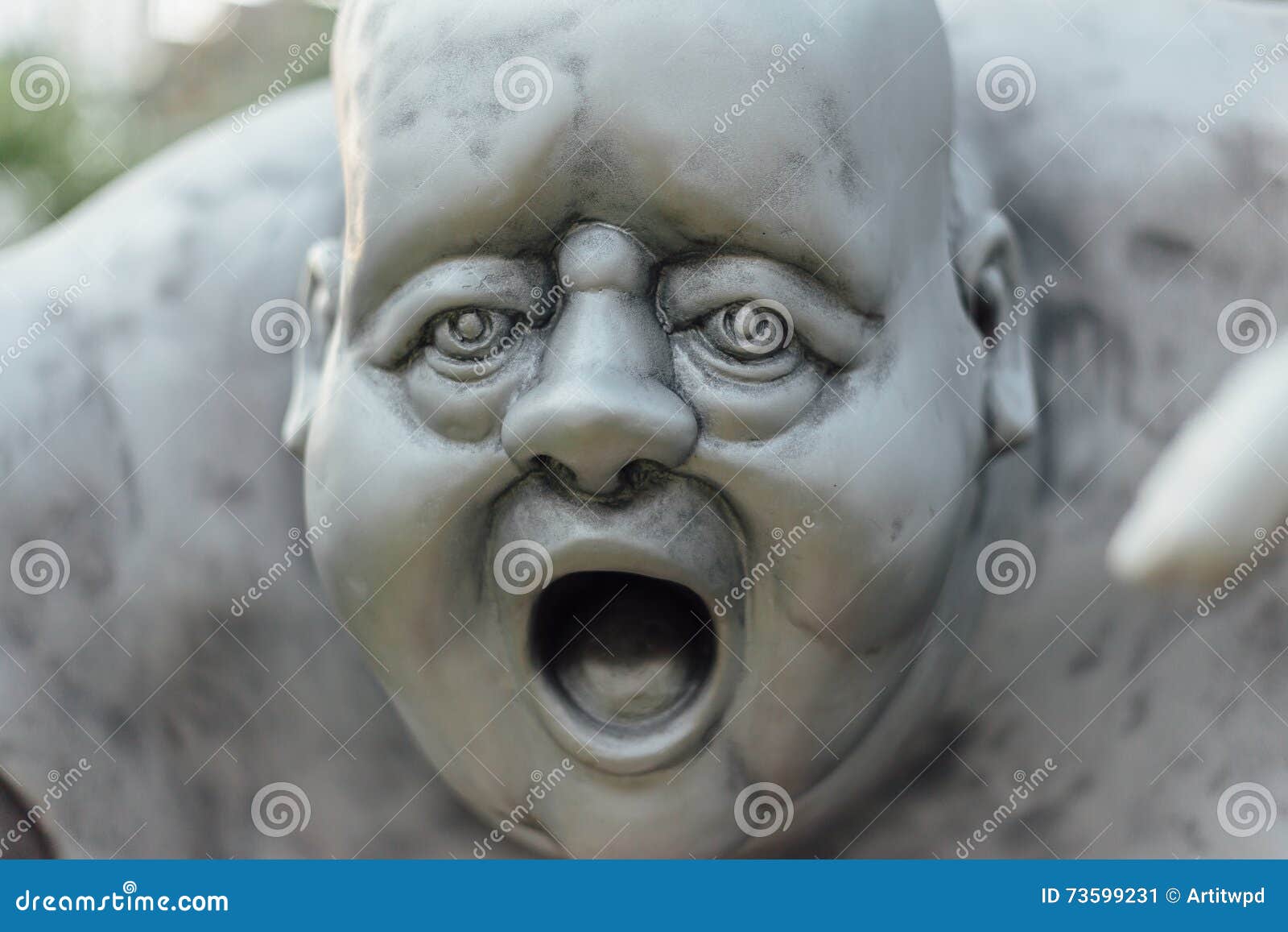 Grey Fat Guy Sculpture Exterior Imagem de Stock - Imagem de dimensional ...