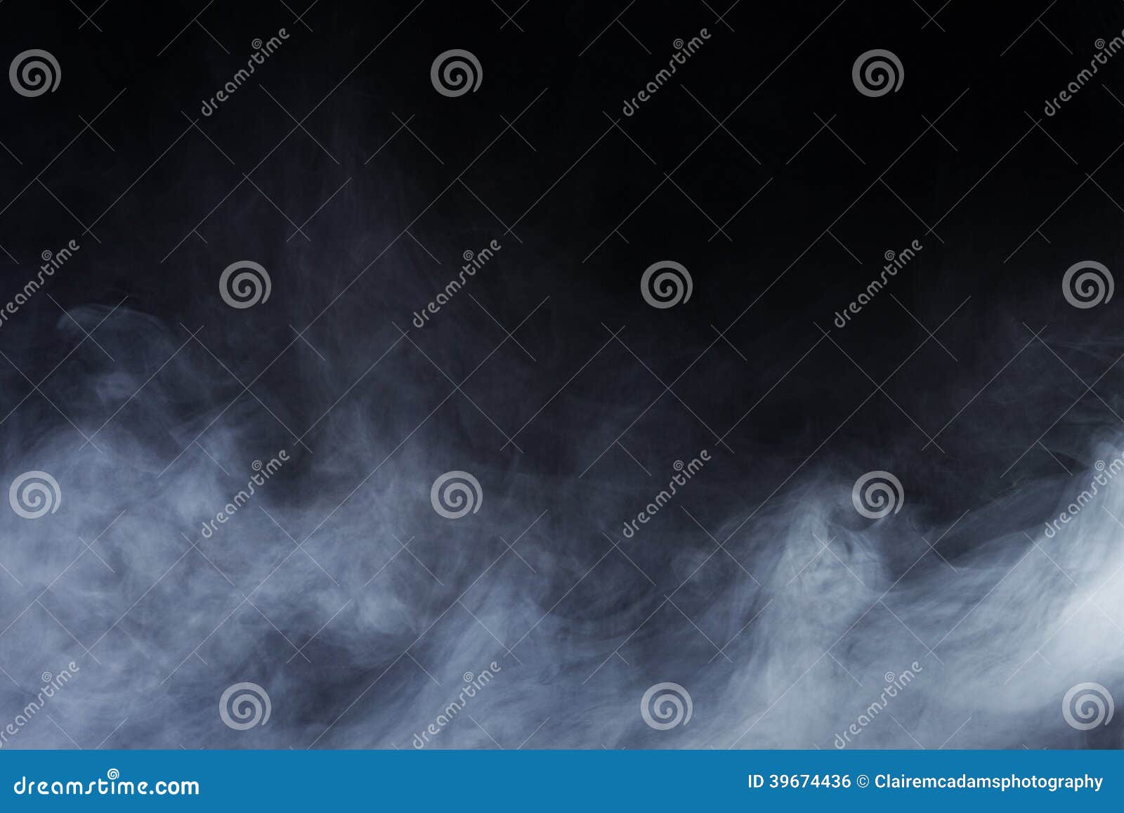 Grey Hazy Smoke photo stock. Image du condensation, midair - 39674436