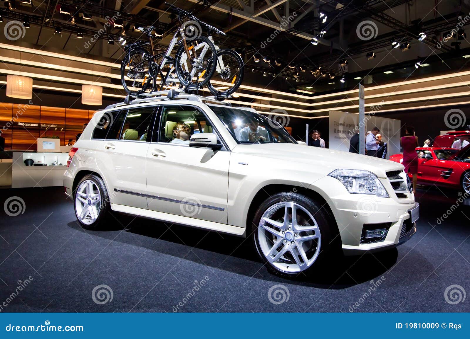 Grey jeep car Mersedes GLK editorial stock image. Image of door - 19810009