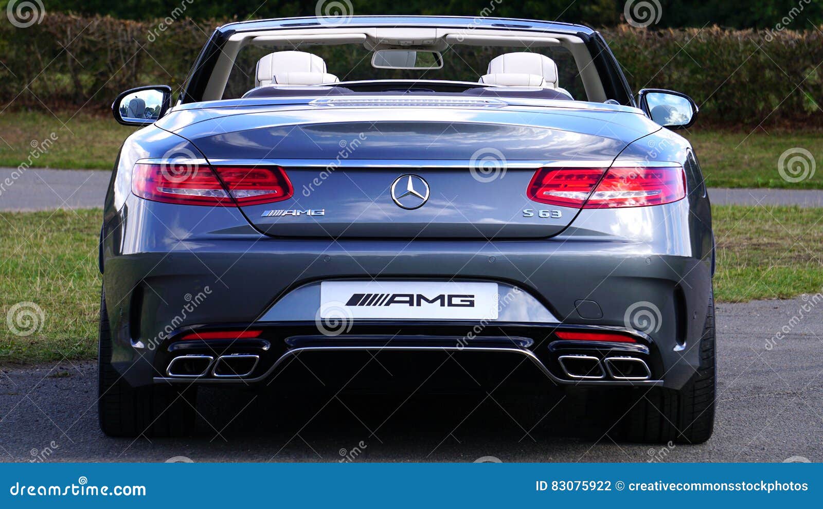 Grey Mercedes Benz Convertible Imagem. Imagem: 83075922