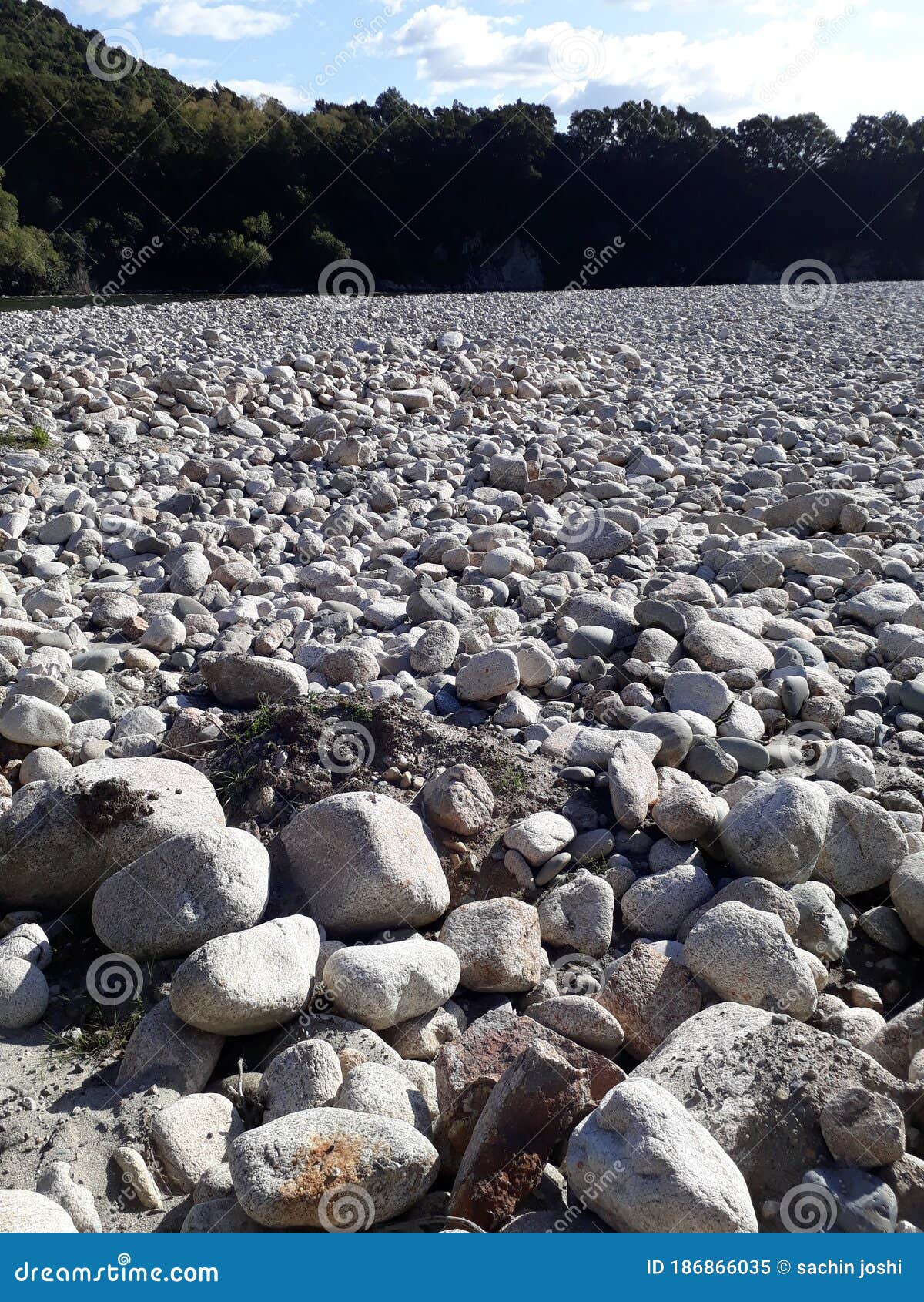 Grey rock land stock image. Image of rubble, patthar - 186866035