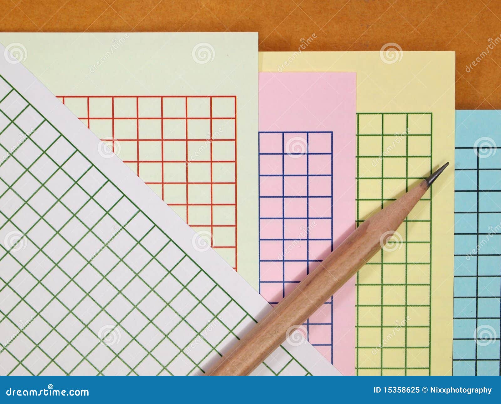 Grid Scale Paper Royalty Free Stock Photo - Image: 15358625