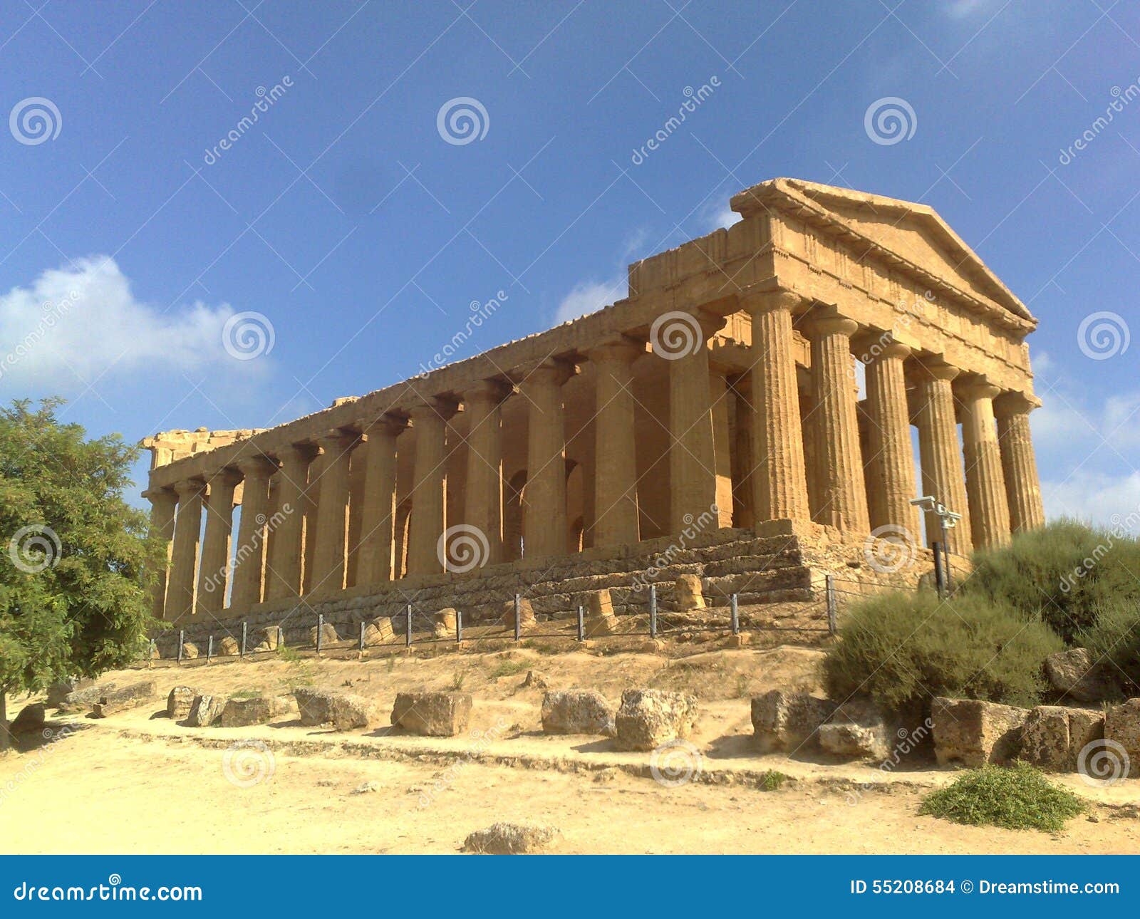 Griechischer Tempel stockfoto. Bild von kultur, zeit - 55208684