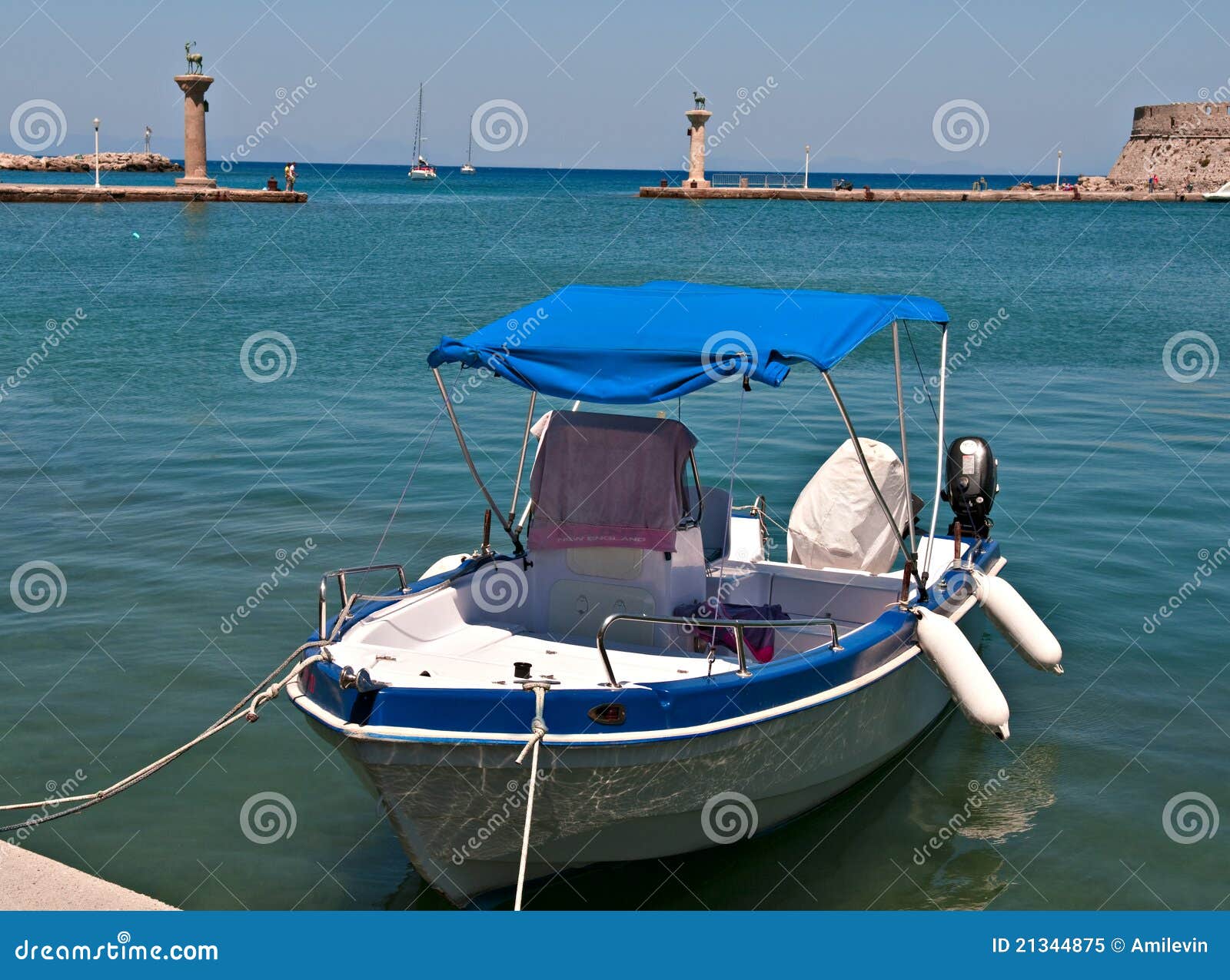 Griekse boot stock afbeelding. Image of geruïneerd, zonnig - 21344875