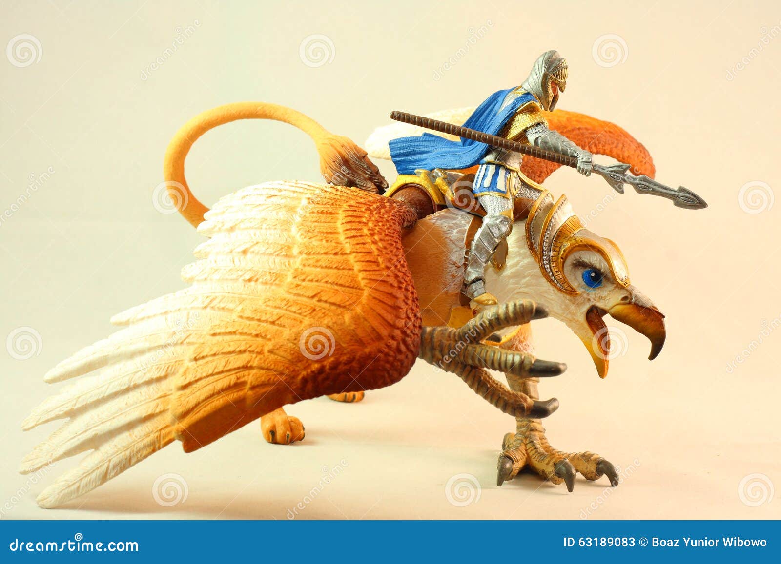 Griffin Knight-stuk Speelgoed Stock Afbeelding - Image of reus, wijze ...