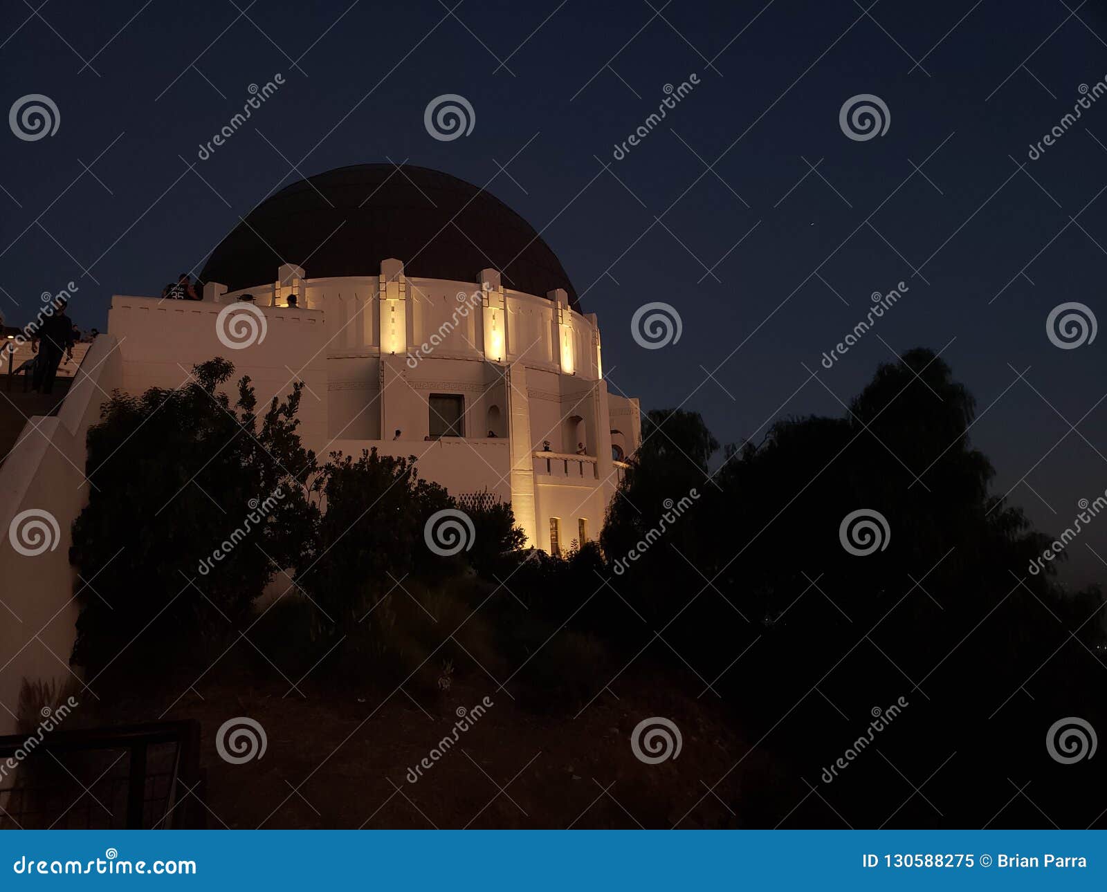 Griffith Observatory editorial image. Image of angeles - 130588275