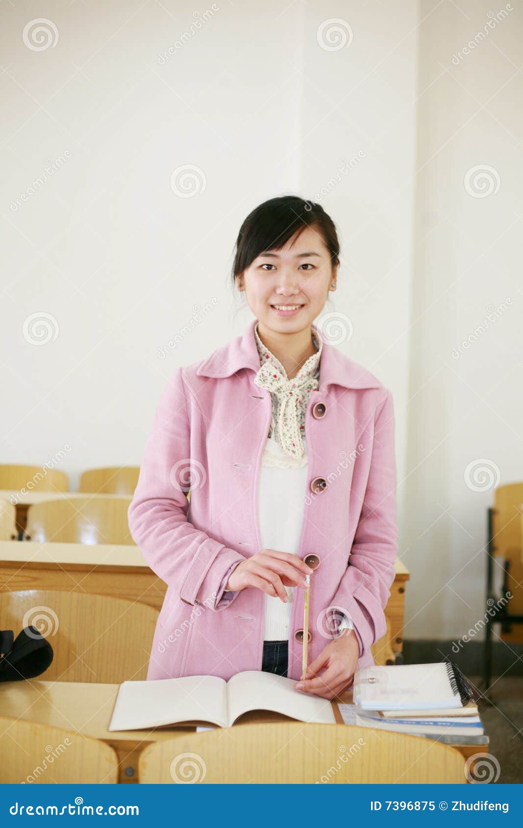 Gril answer the question stock image. Image of intelligent - 7396875