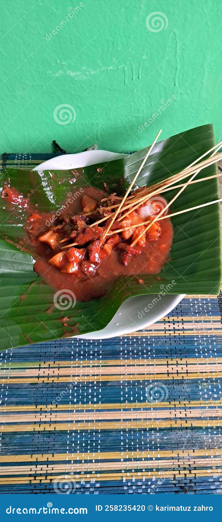 Griled Beef, Rice Cake, Spicy Curry Sauce. it& X27;s Called Satay ...