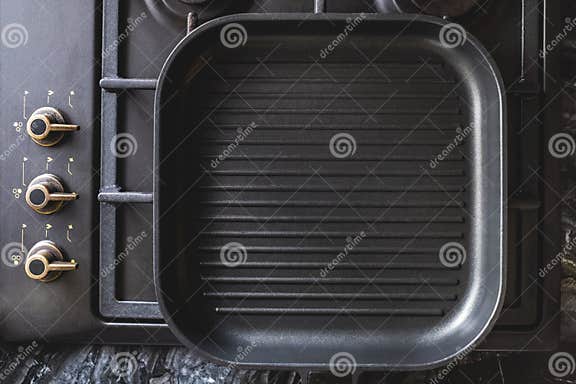 Grill Pan Rectangular Shape, Non-stick Coating and Several Parallel ...