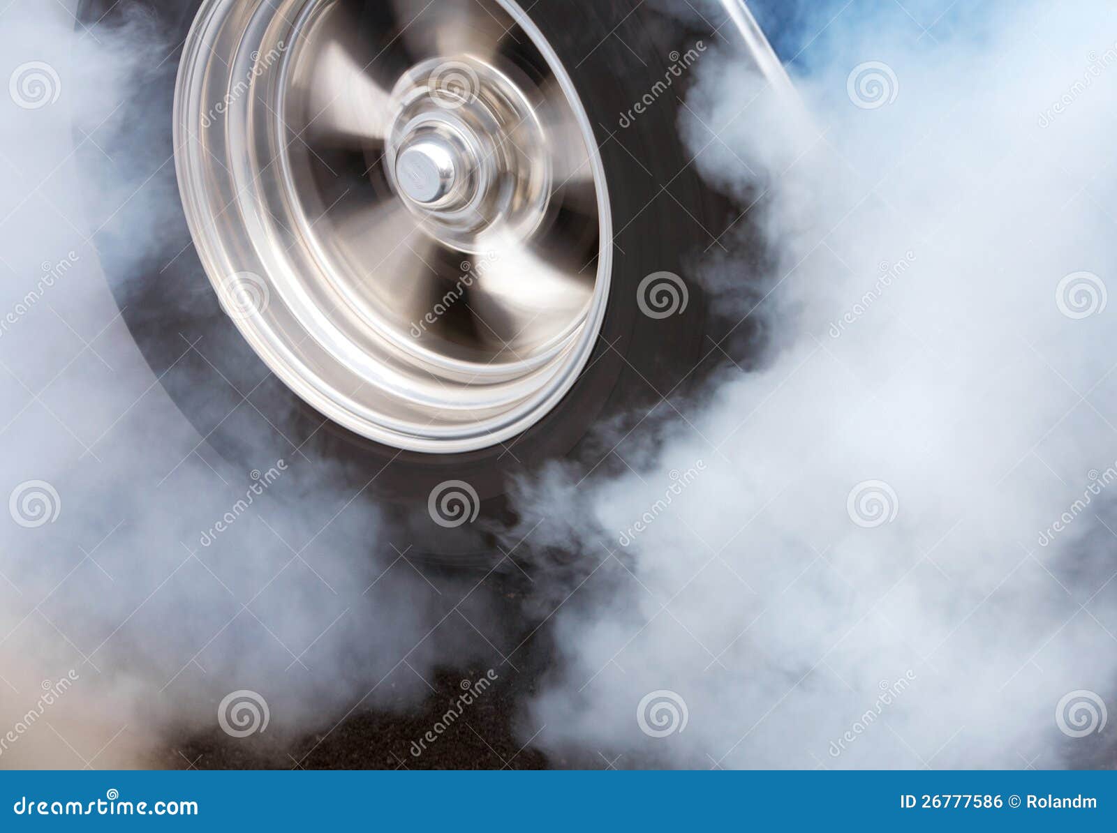 Grillage Avec La Roue De Rotation Photo stock - Image du pouvoir ...