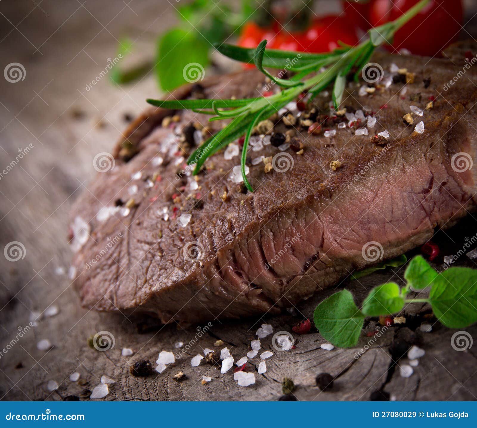 Grilled 500g bbq steak stock image. Image of cooked, horizontal - 27080029