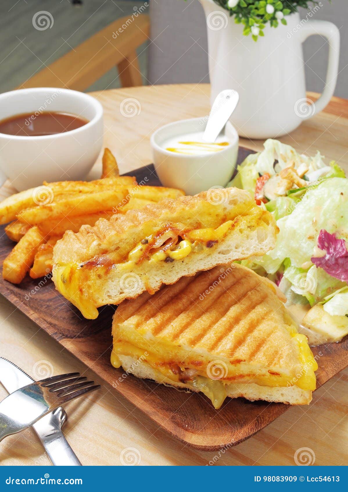 Grilled Cuban sandwich stock image. Image of green, dish - 98083909