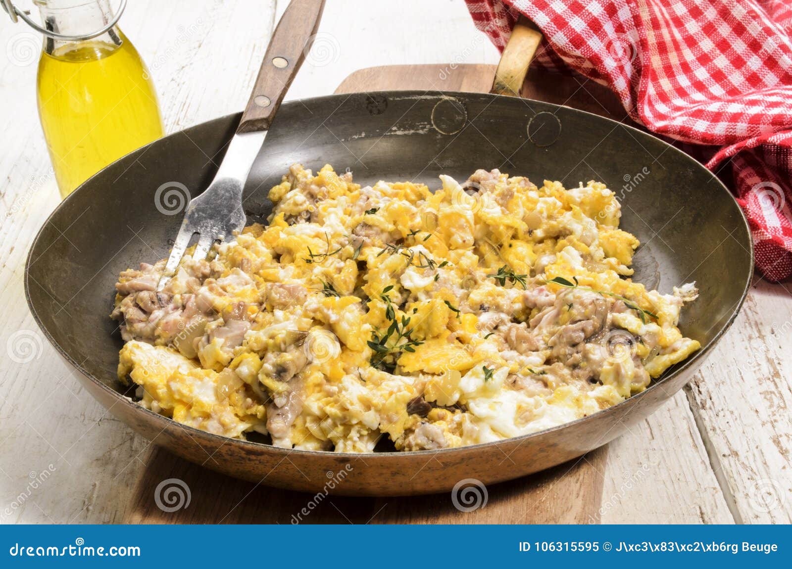 Grilled Pig Brain with Scrambled Egg in a Pan Stock Image - Image of ...