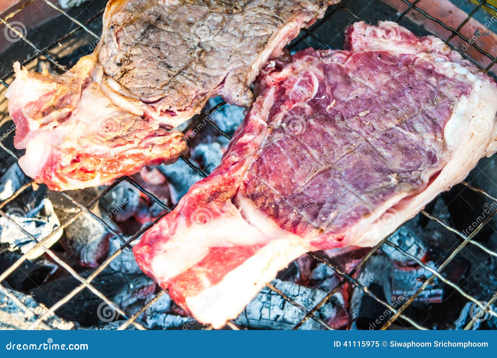 Grilled Raw Beef on the Grating Stock Image - Image of angle, dining ...