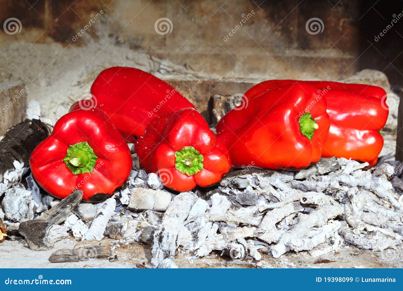 Grilled Red Peppers Ember Fire Stock Image - Image of cook, carbon ...