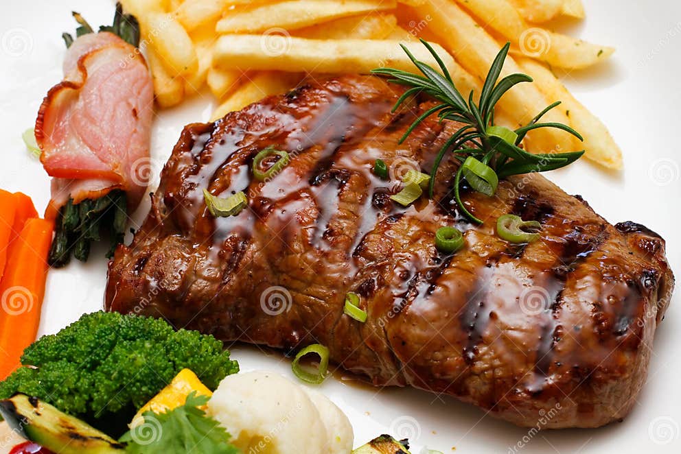 Grilled Steak Chips Vegetables Stock Photo - Image of prepare, crockery ...