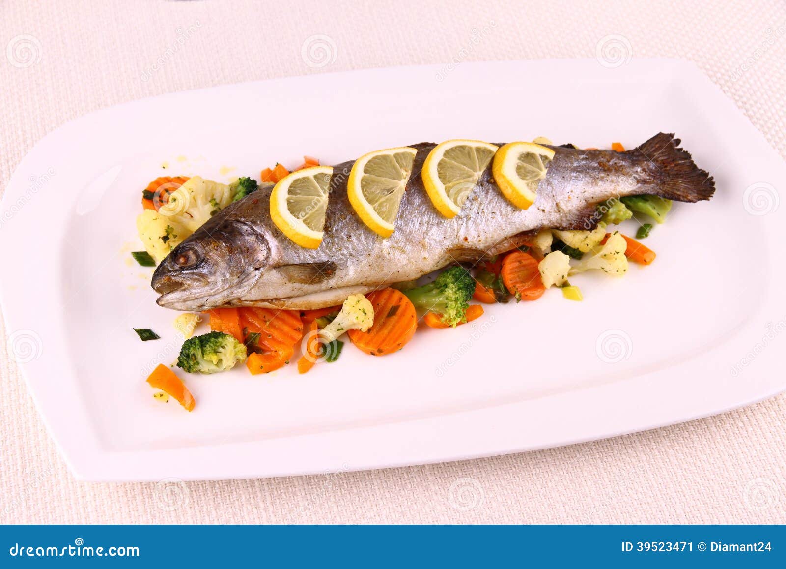 Grilled Whole Trout with Vegetables and Lemon Stock Image - Image of ...