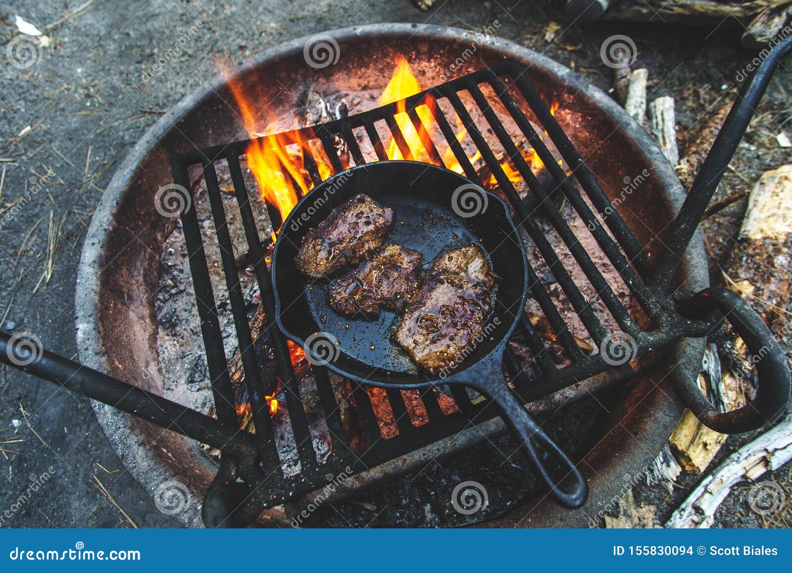 4,401 Beef Fire Pan Stock Photos - Free & Royalty-Free Stock Photos ...