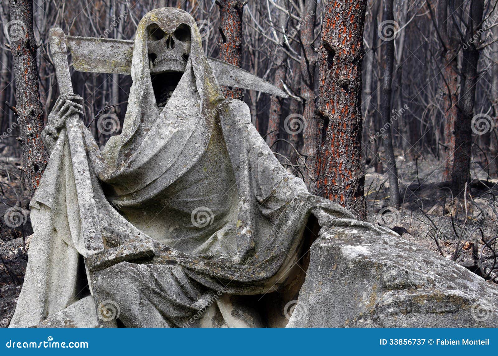 Grim Reaper Cemetery Statue
