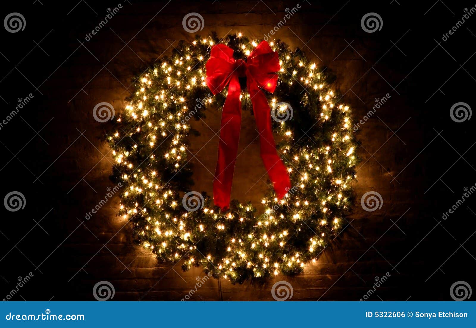 Grinalda do Natal foto de stock. Imagem de feriados, feriado - 5322606