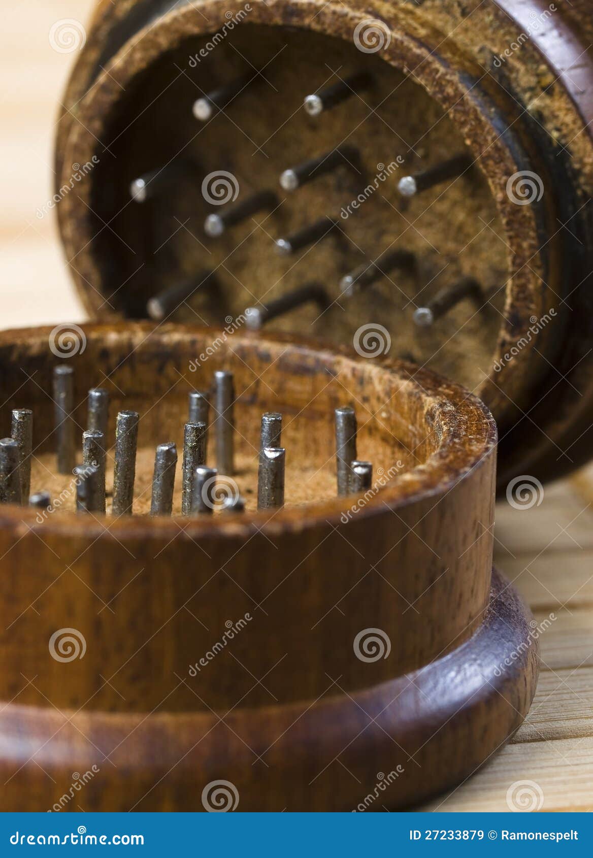 Grinder marihuana detail 2 stock image. Image of illegal - 27233879