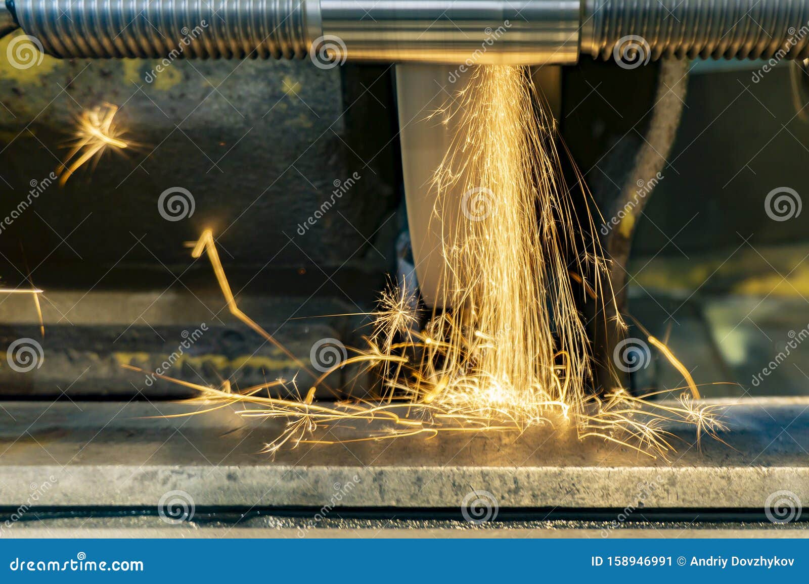 Grinding a Threaded Shaft on a Circular Grinding Machine with Sparks ...