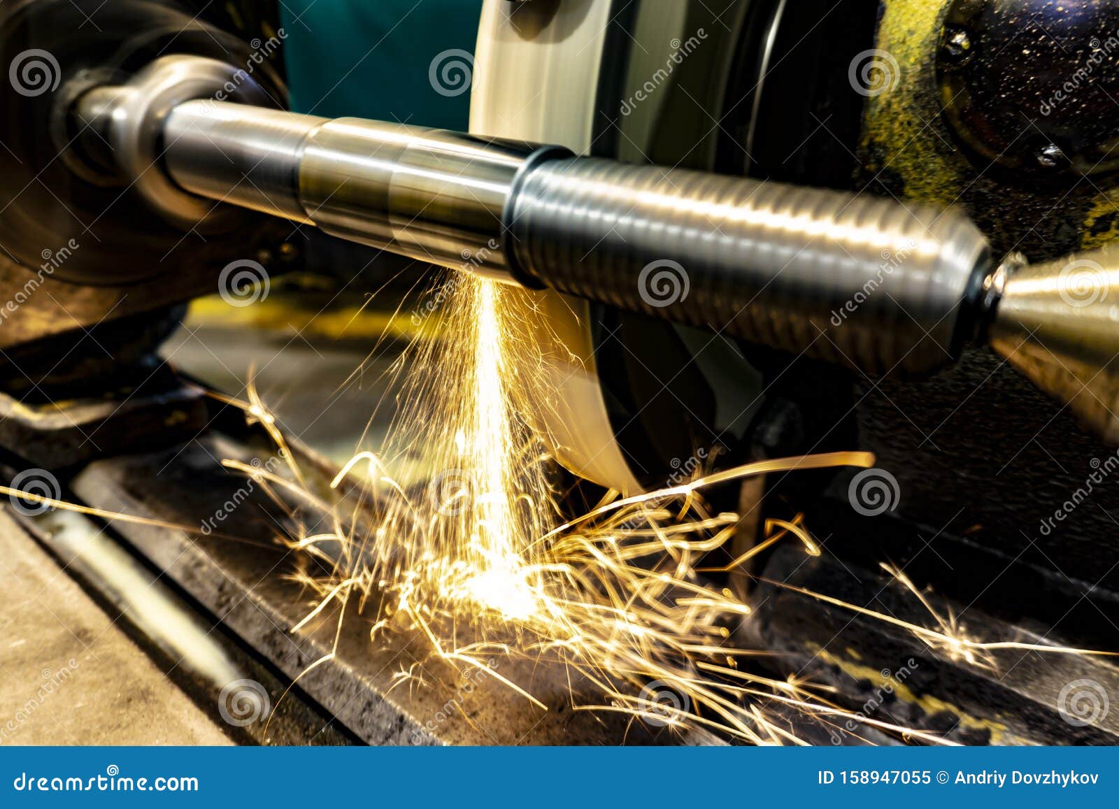 Grinding a Threaded Shaft on a Circular Grinding Machine with Sparks ...
