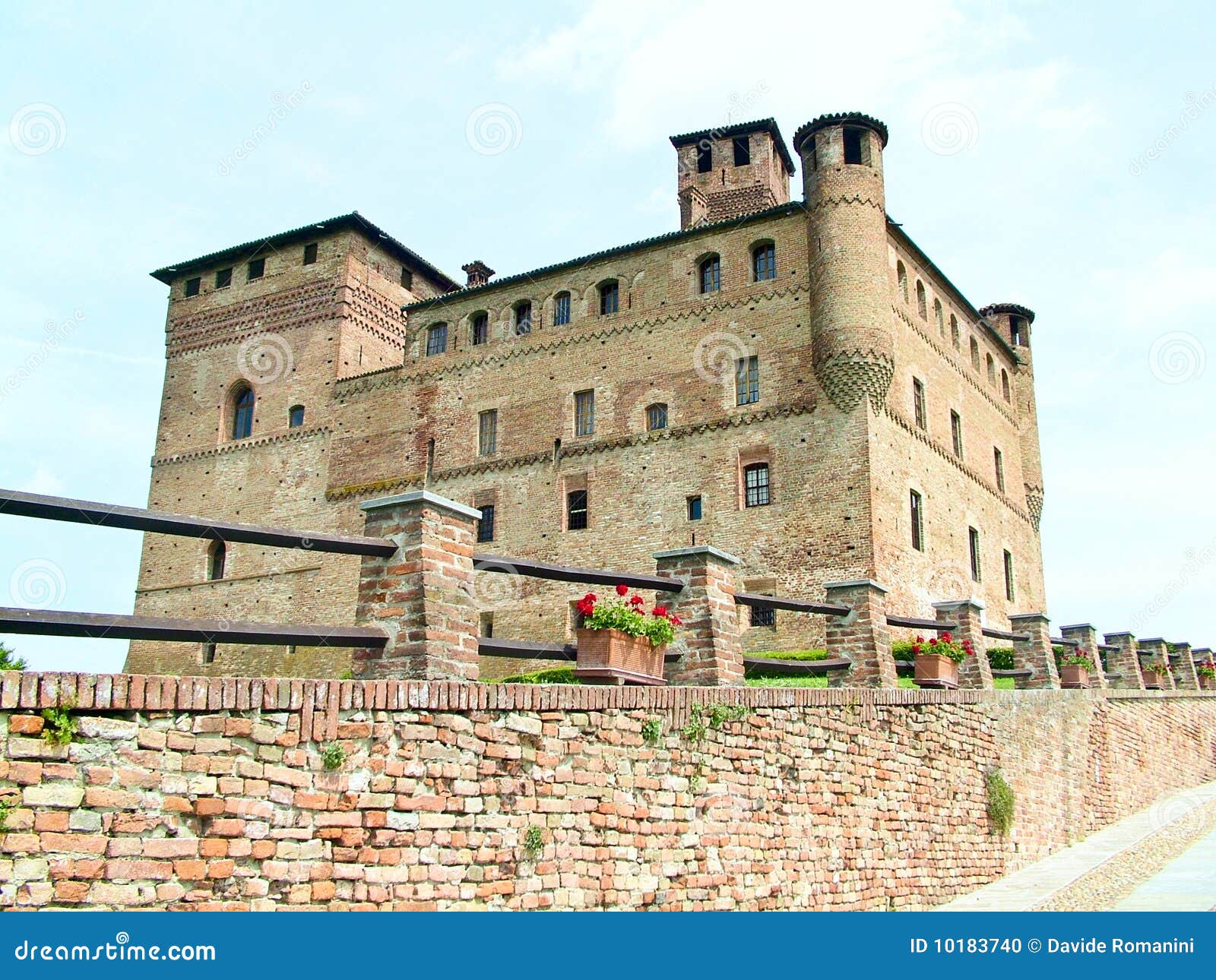 Grinzane Cavour Castle stock photo. Image of piemonte - 10183740