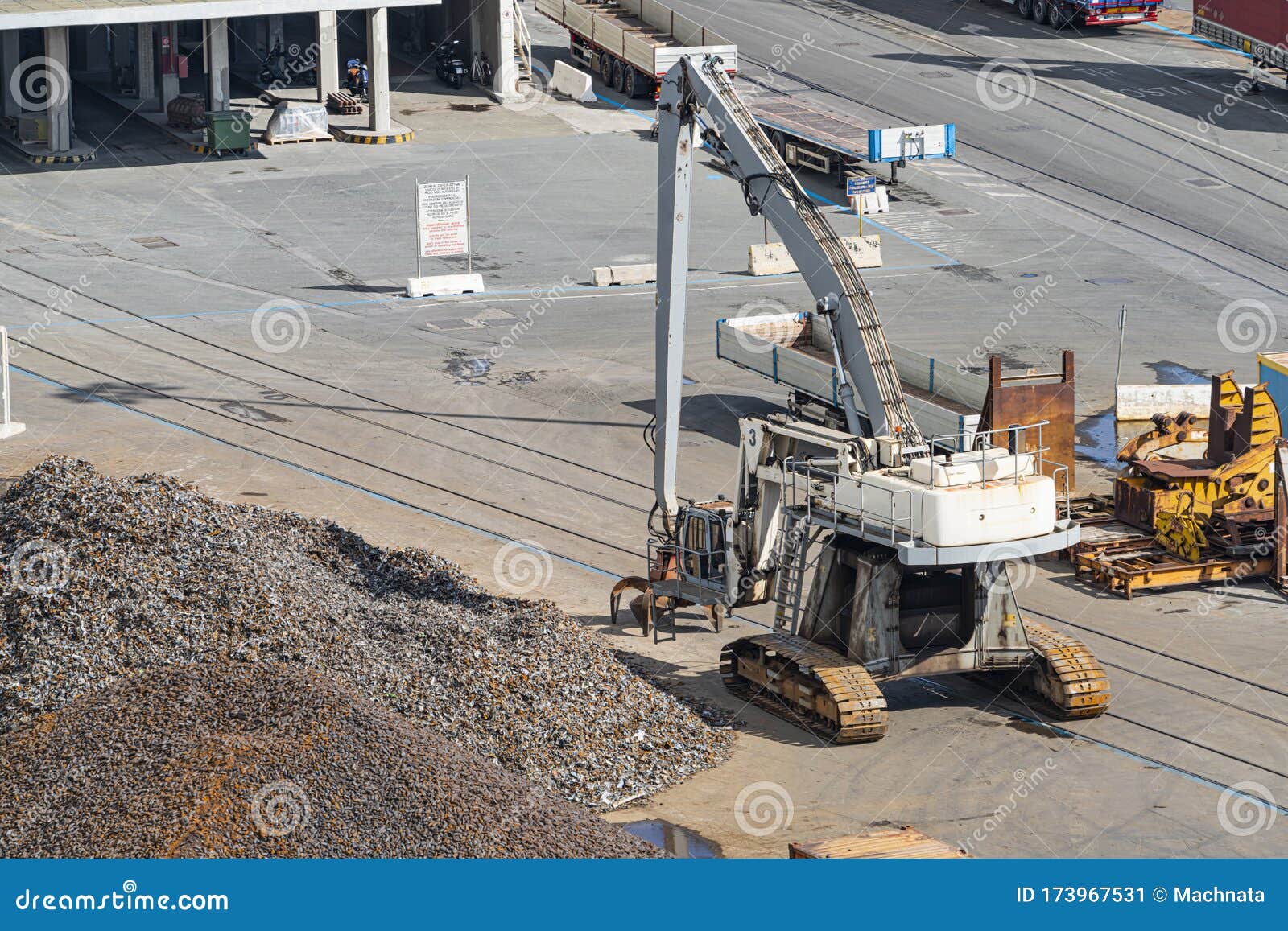 Gripper Excavator, Hydraulic Grab Excavator Working in Port Stock Image ...