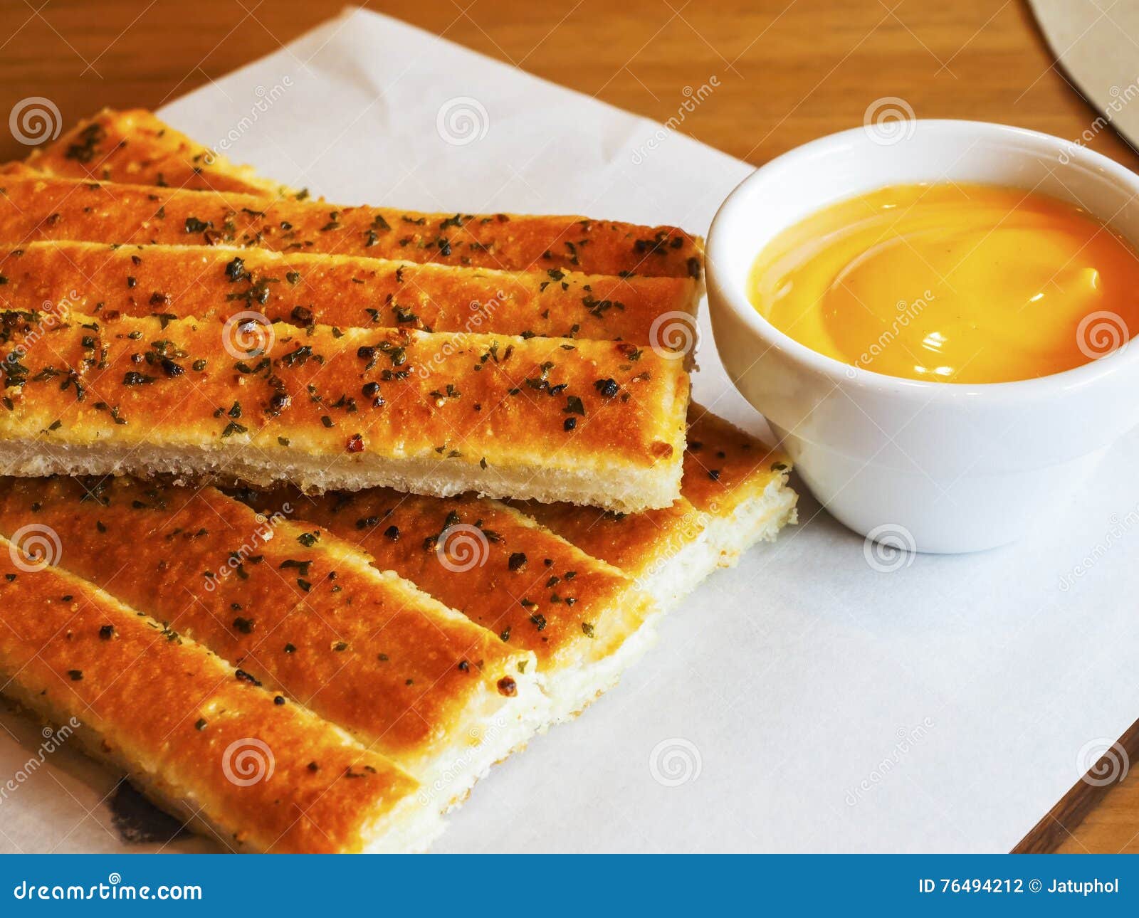 Grissino fotografia stock. Immagine di sesamo, offerto - 76494212