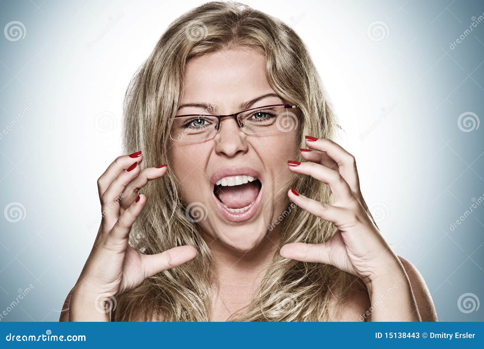 Grito imagen de archivo. Imagen de vista, mujer, persona - 15138443