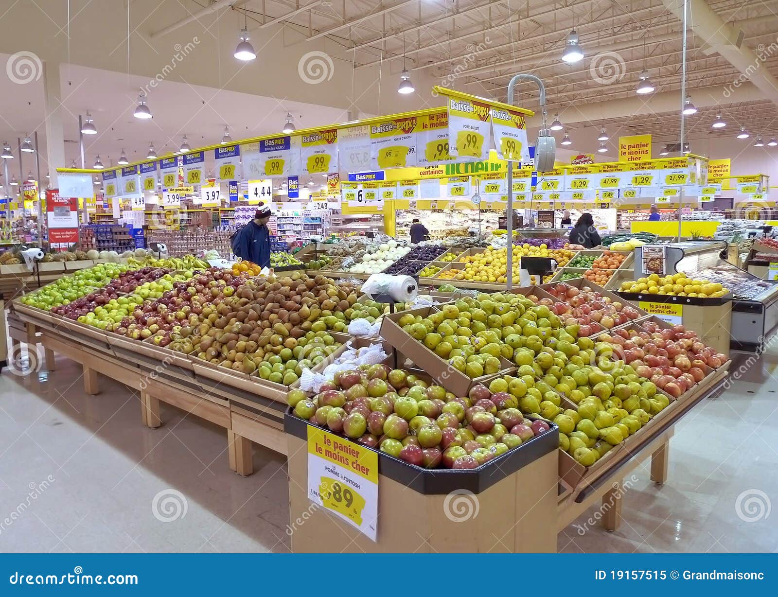 Grocery shop editorial image. Image of grocery, goods - 19157515