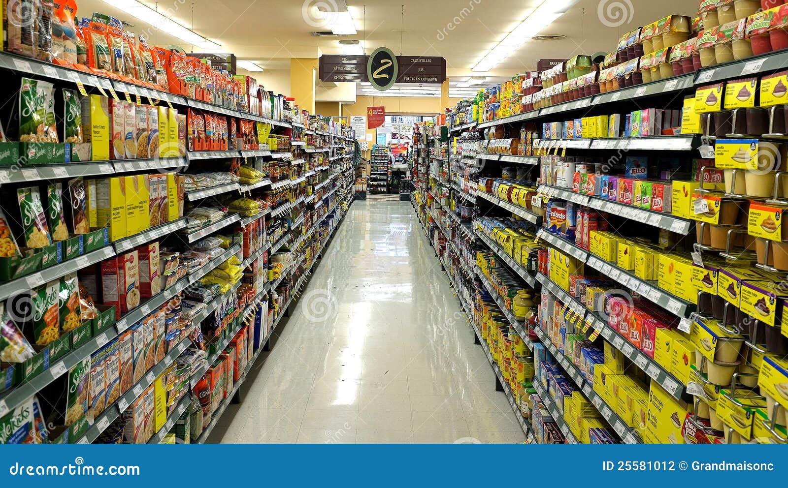 Grocery shop editorial photography. Image of abundance - 25581012