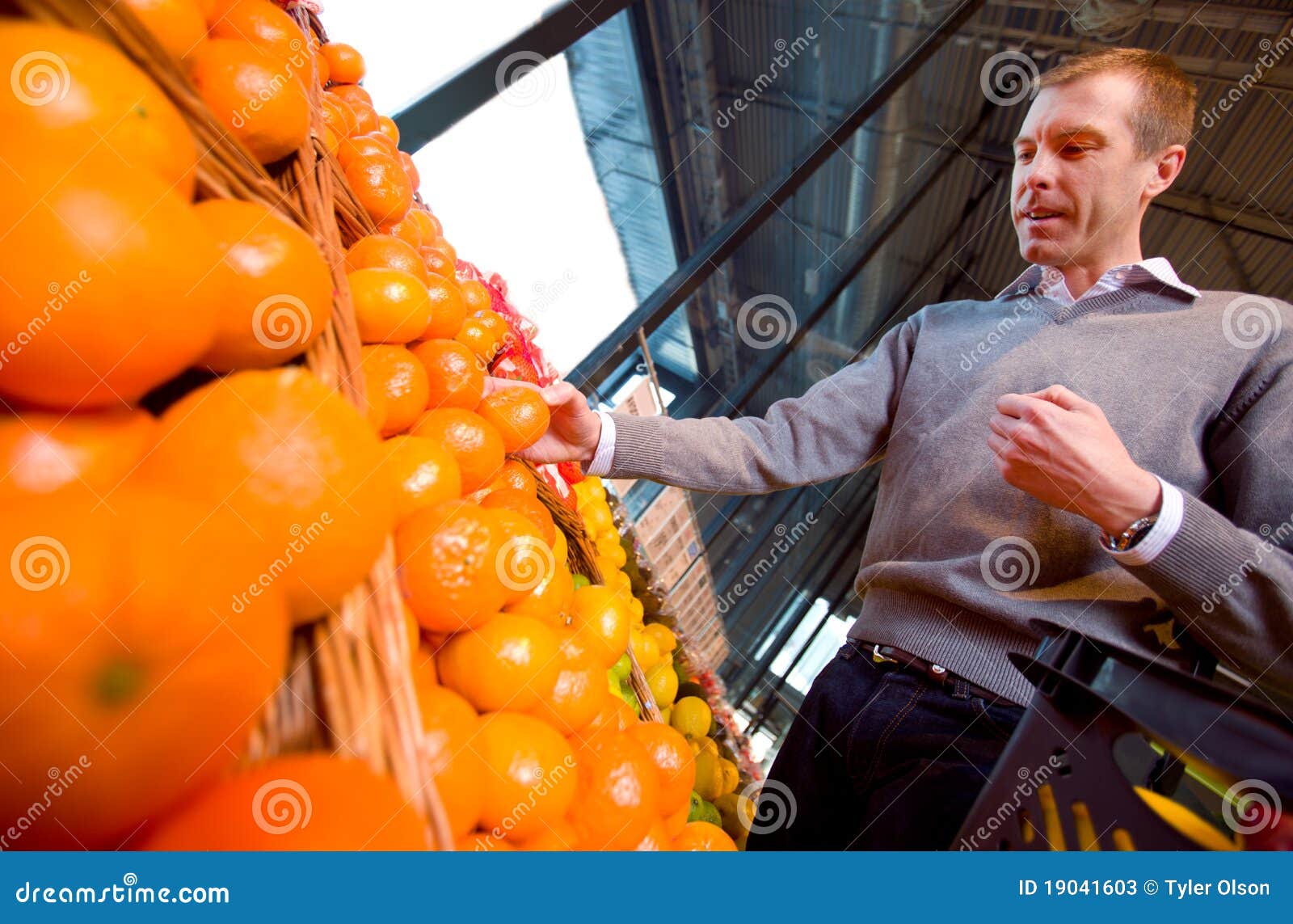 Grocery Store Orange stock image. Image of supermarket - 19041603