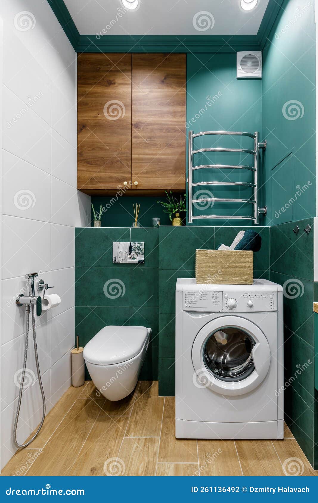 GRODNO, BELARUS - AUGUST, 2022: Modern Bathroom in Green Tones ...