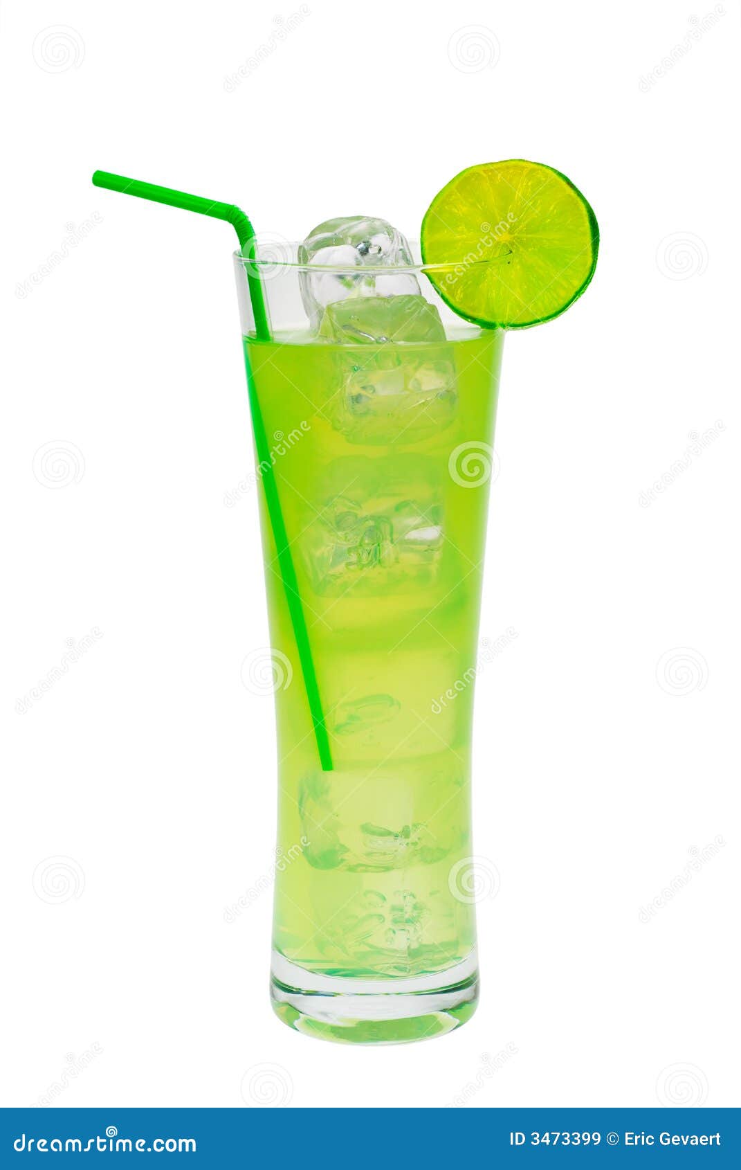 Groene cocktail met kalk stock afbeelding. Image of mengeling - 3473399