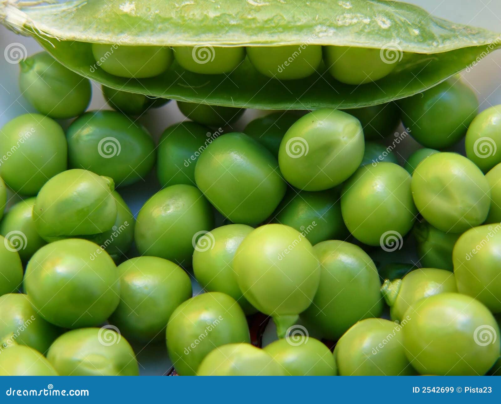 Groene Erwten Picture. Image: 2542699