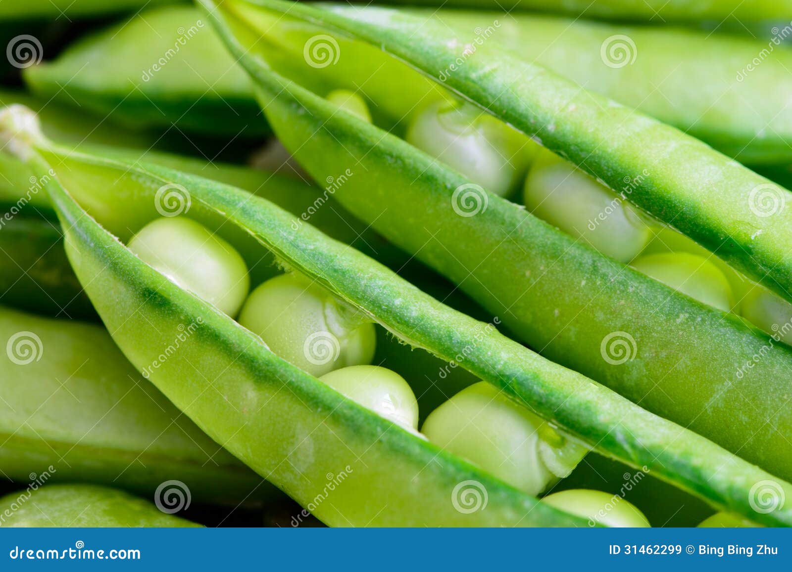 Groene erwten stock afbeelding. Image of erwt, peul, peulen - 31462299