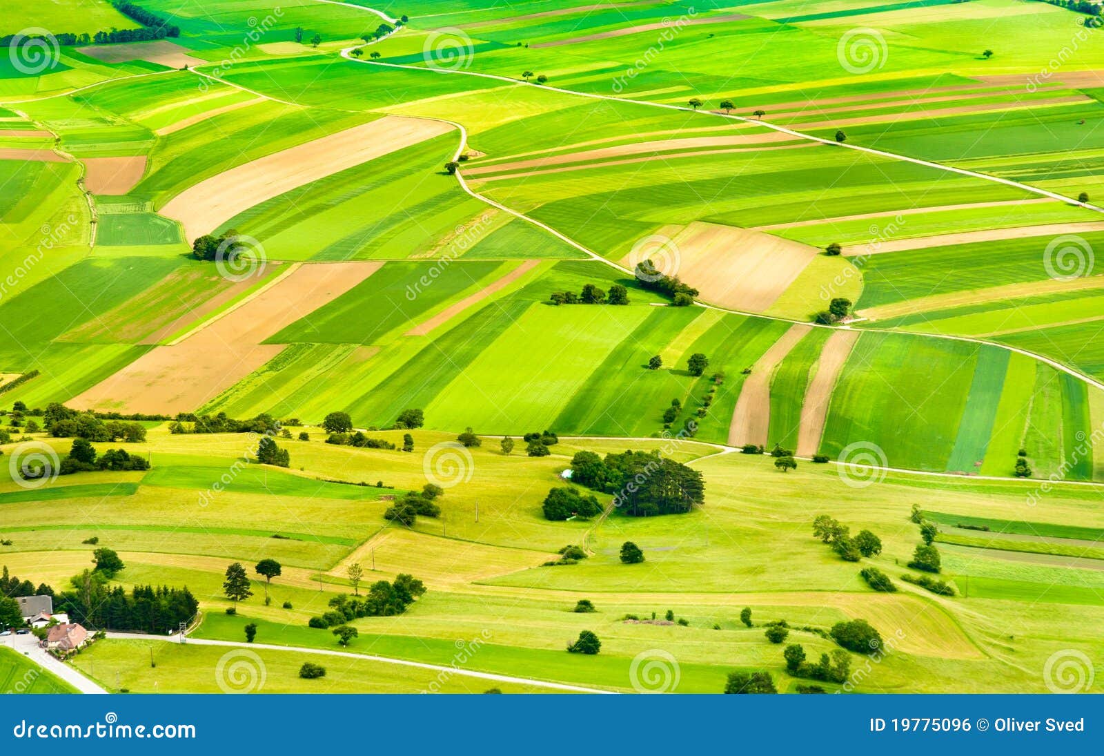 Groene Gebieden En Hellingen Stock Foto - Image of landschap, duidelijk ...