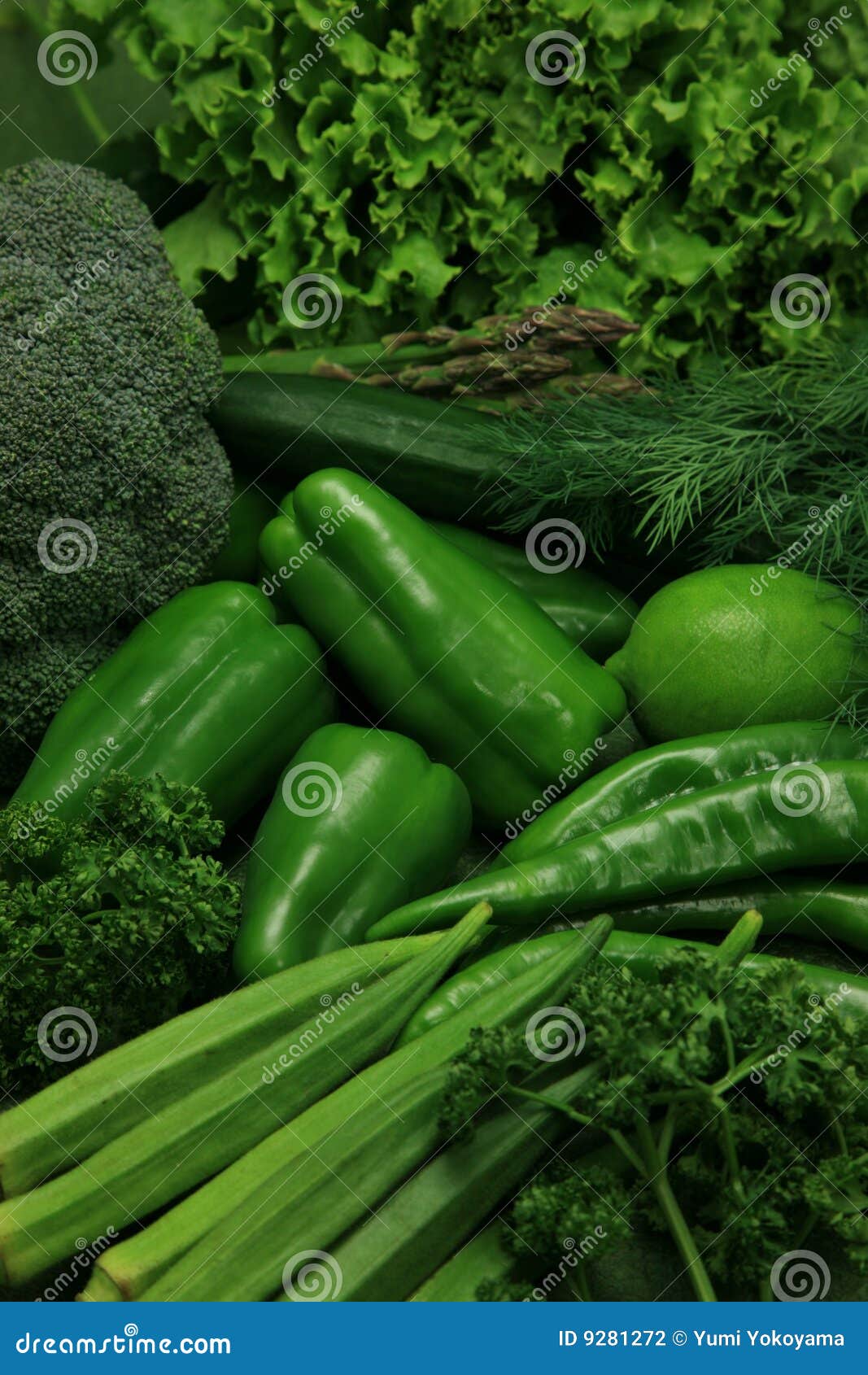 Groene groenten stock foto. Image of komkommer, asperge - 9281272