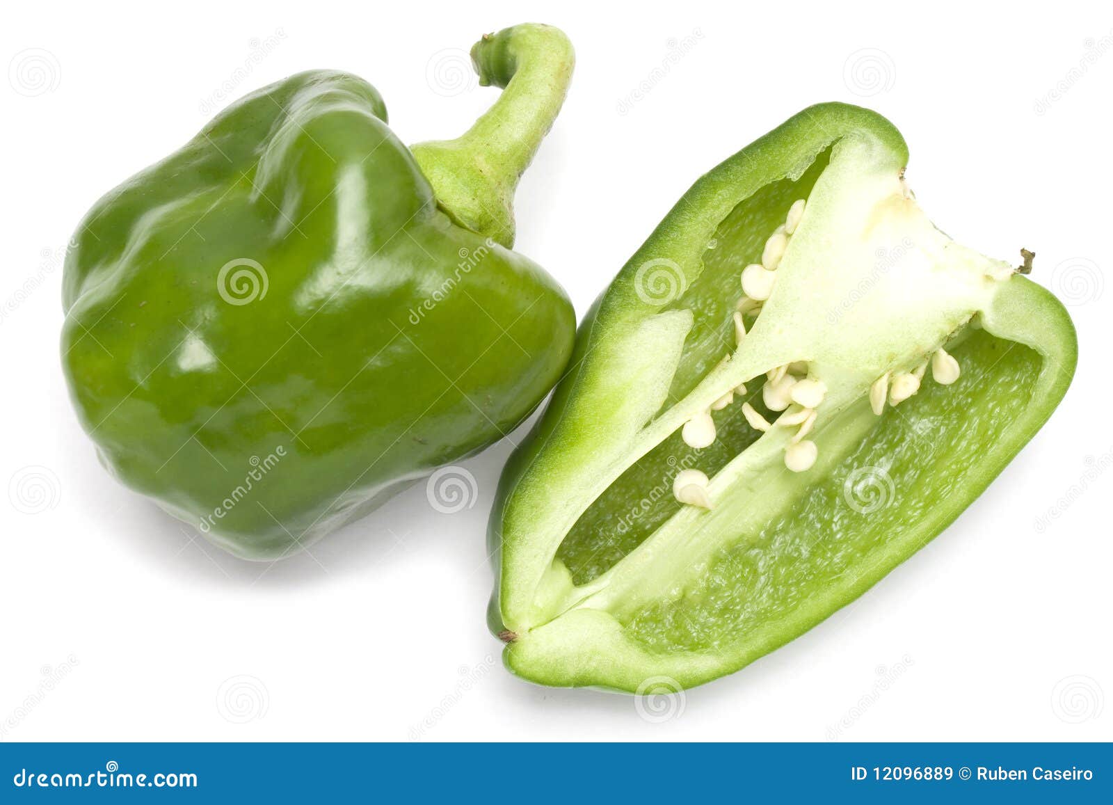 Groene paprika stock afbeelding. Image of glanzend, klok - 12096889